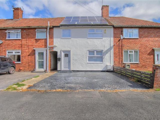 3 bedroom terraced house for sale