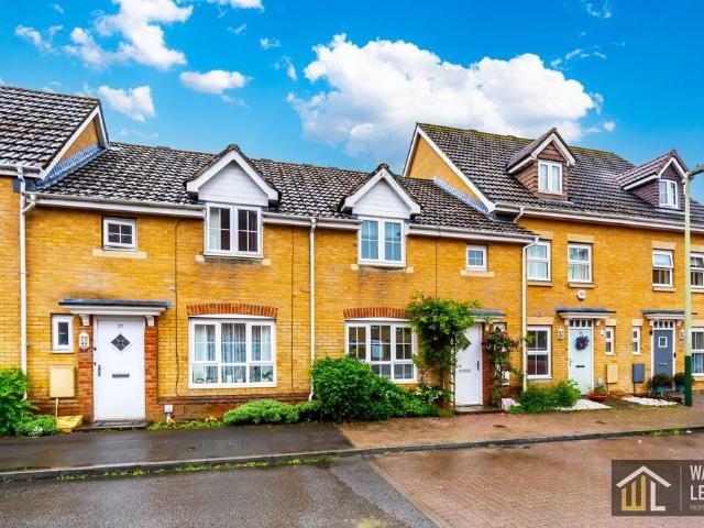 3 bedroom terraced house for sale