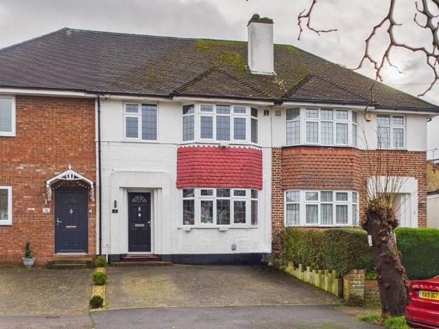 3 bedroom terraced house for sale