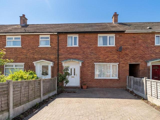 3 bedroom terraced house for sale