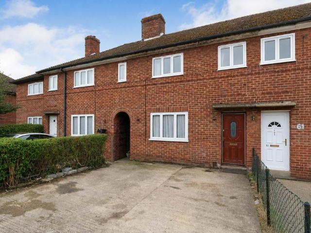 3 bedroom terraced house for sale