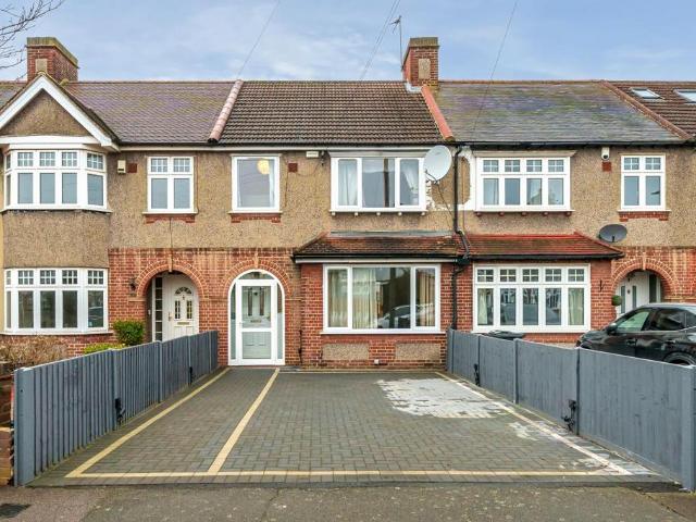3 bedroom terraced house for sale