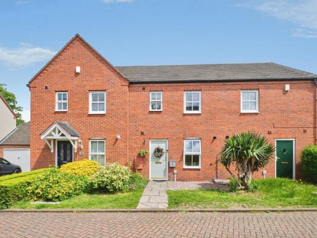 3 bedroom terraced house for sale