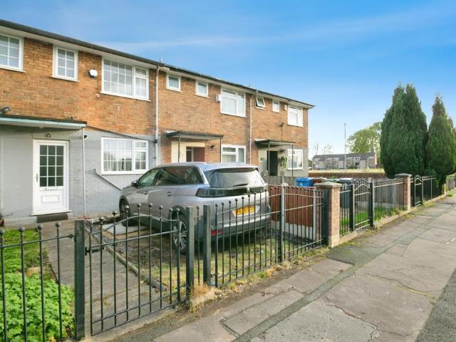 3 bedroom terraced house for sale