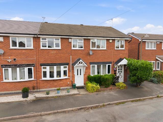 3 bedroom terraced house for sale