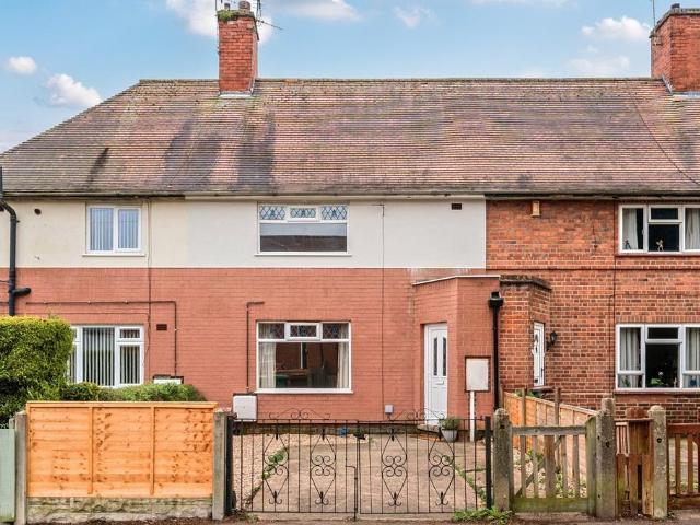 3 bedroom terraced house for sale