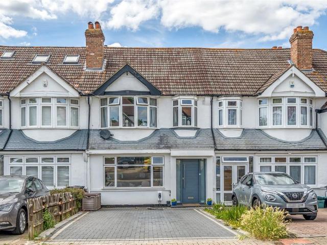 3 bedroom terraced house for sale