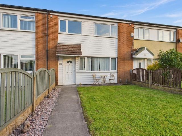 3 bedroom terraced house for sale