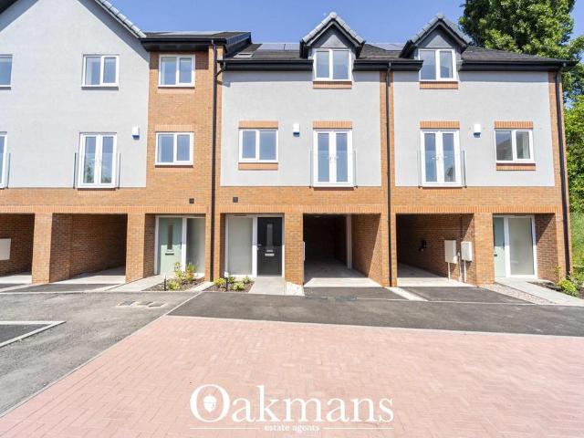 3 bedroom terraced house for sale