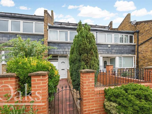 3 bedroom terraced house for sale