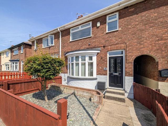 3 bedroom terraced house for sale