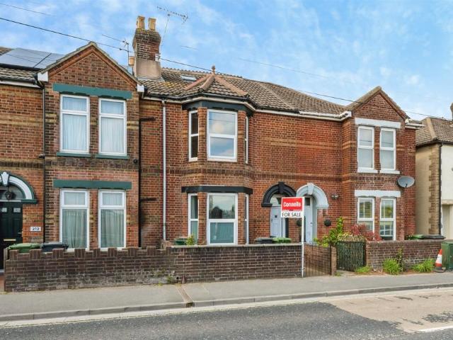 3 bedroom terraced house for sale