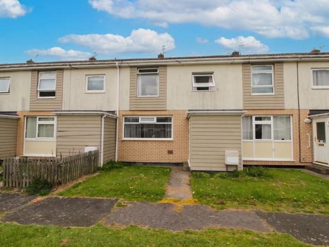 3 bedroom terraced house for sale