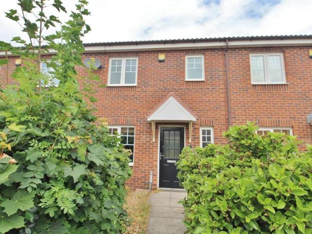 3 bedroom terraced house for sale