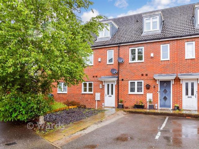3 bedroom terraced house for sale