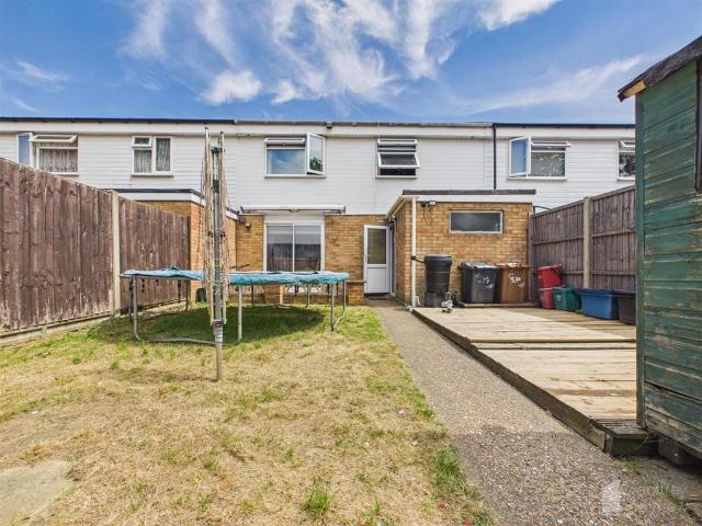 3 bedroom terraced house for sale
