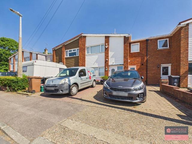 3 bedroom terraced house for sale