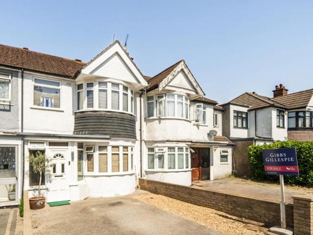 3 bedroom terraced house for sale