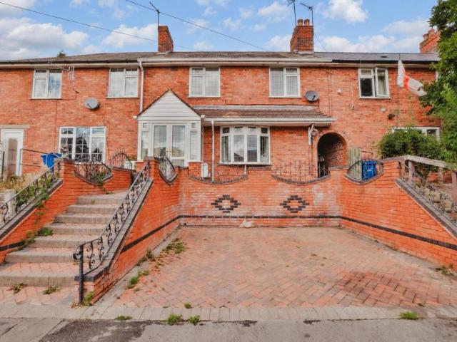 3 bedroom terraced house for sale