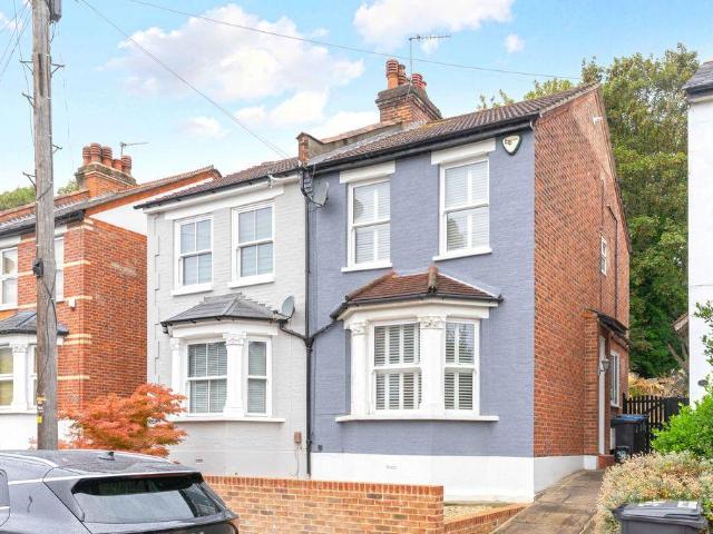 3 bedroom terraced house for sale
