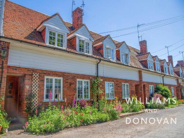 2 bedroom terraced house for sale