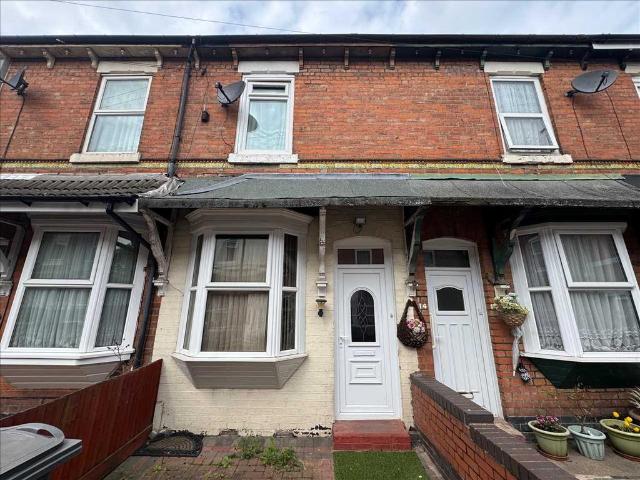 3 bedroom terraced house for sale