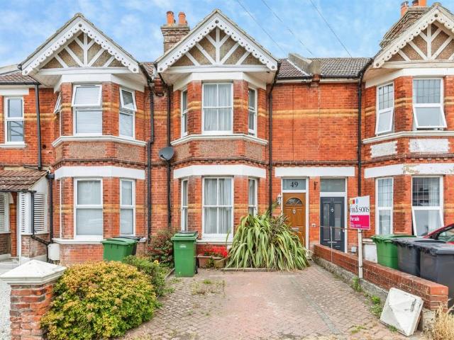 3 bedroom terraced house for sale