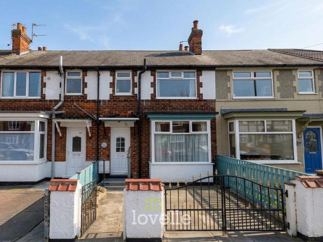 3 bedroom terraced house for sale