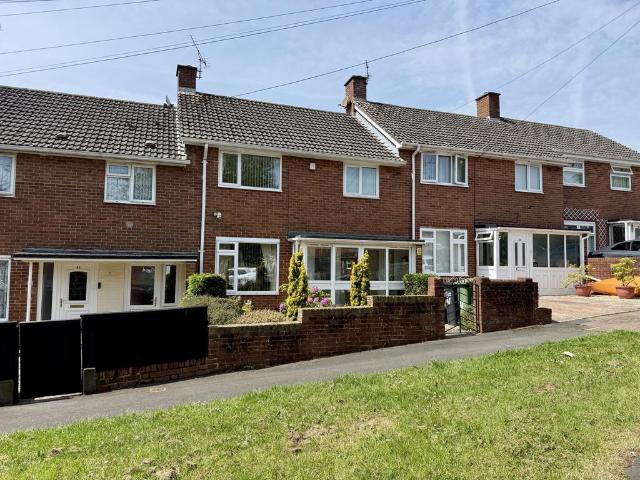 3 bedroom terraced house for sale