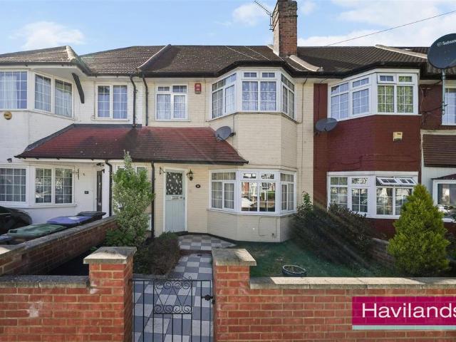 3 bedroom terraced house for sale