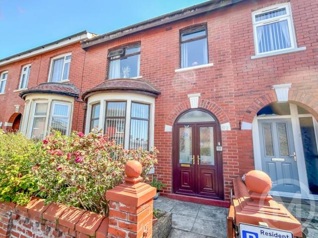 3 bedroom terraced house for sale