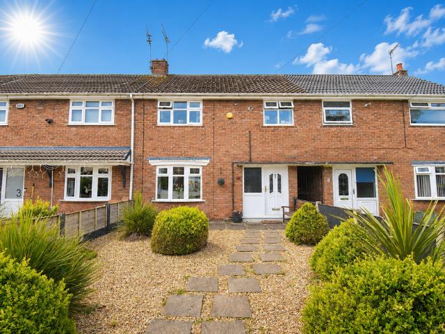 3 bedroom terraced house for sale
