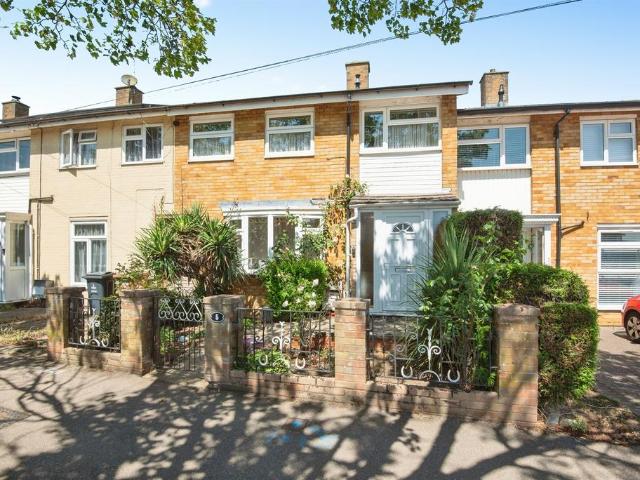 3 bedroom terraced house for sale