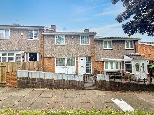 3 bedroom terraced house for sale
