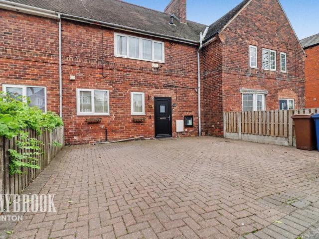 3 bedroom terraced house for sale