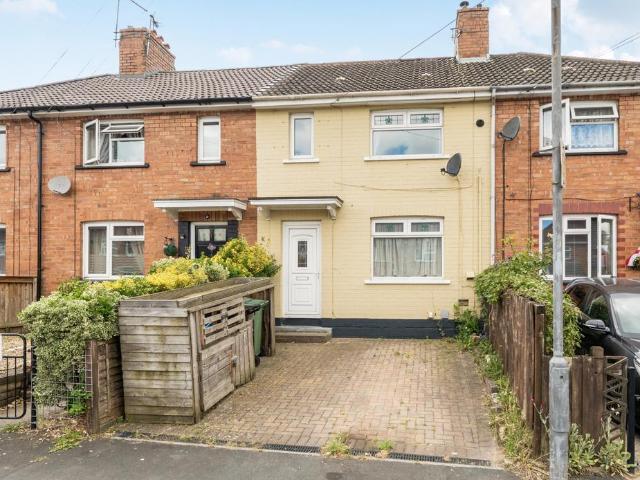 3 bedroom terraced house for sale
