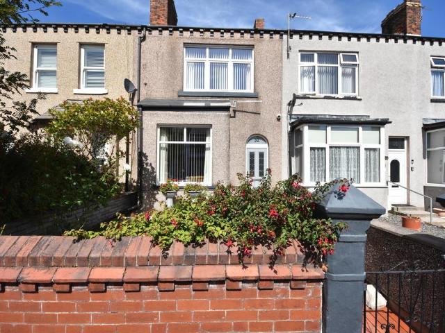 3 bedroom terraced house for sale