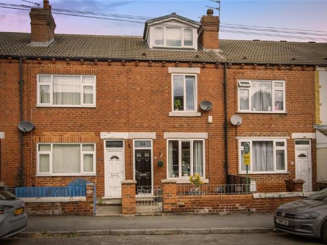 3 bedroom terraced house for sale