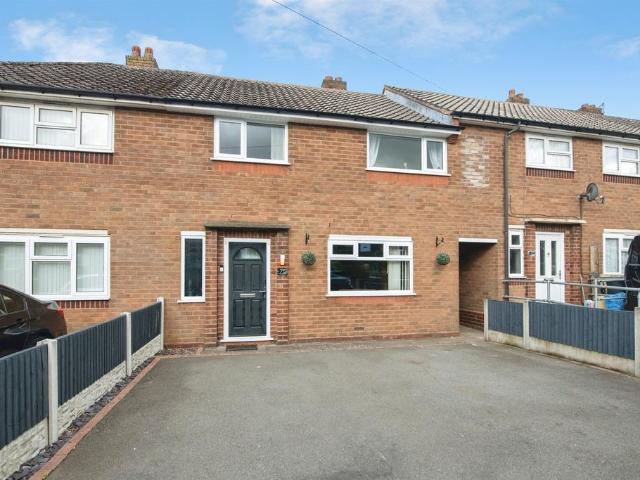 3 bedroom terraced house for sale