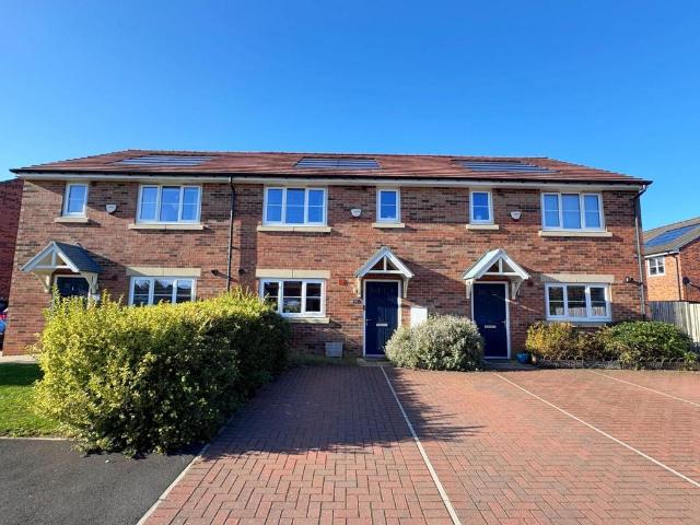 3 bedroom terraced house for sale