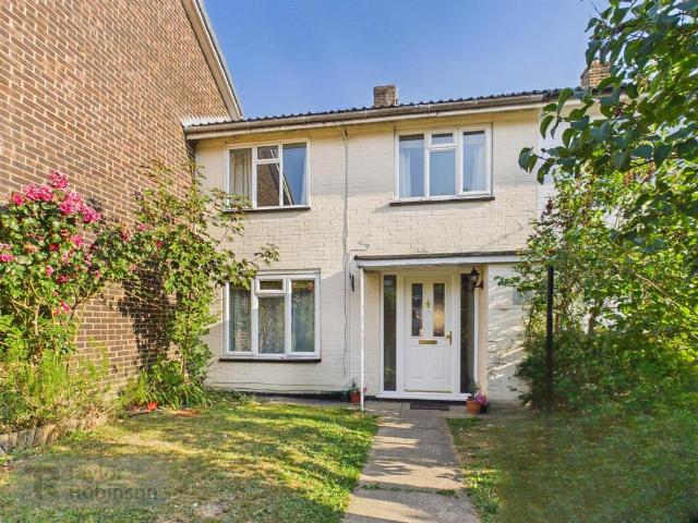 3 bedroom terraced house for sale