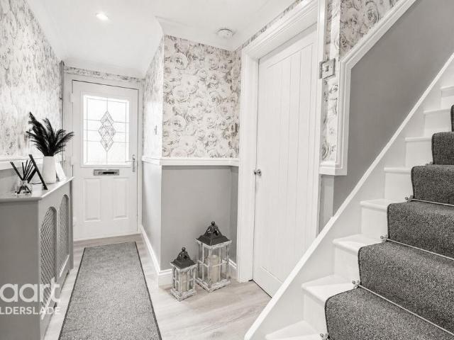 3 bedroom terraced house for sale