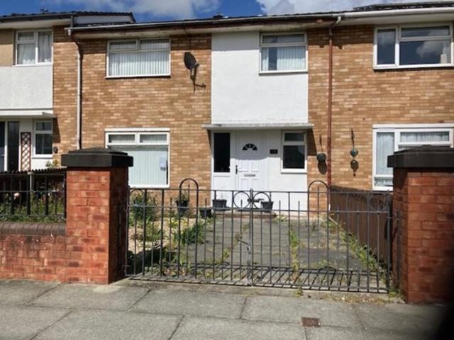 3 bedroom terraced house for sale