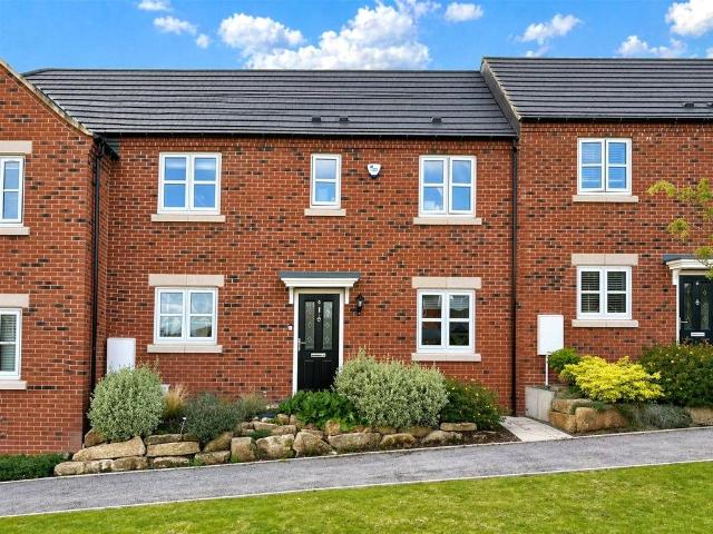 3 bedroom terraced house for sale