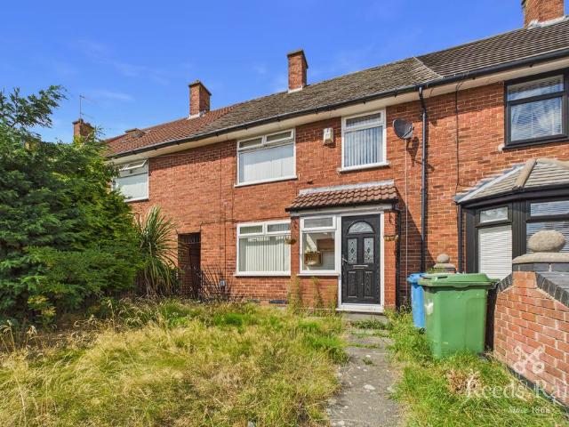 3 bedroom terraced house for sale