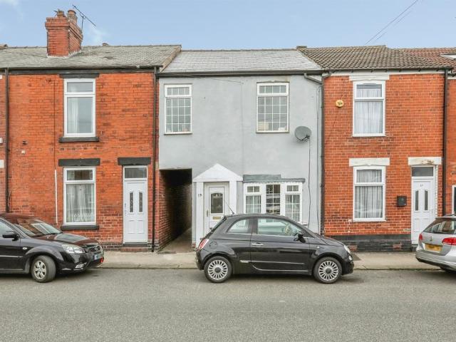 3 bedroom terraced house for sale