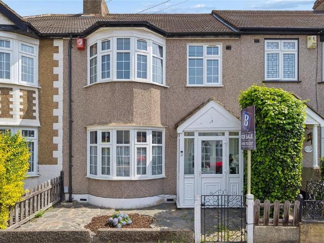 3 bedroom terraced house for sale