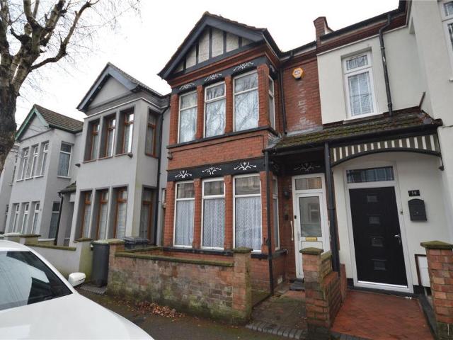3 bedroom terraced house for sale