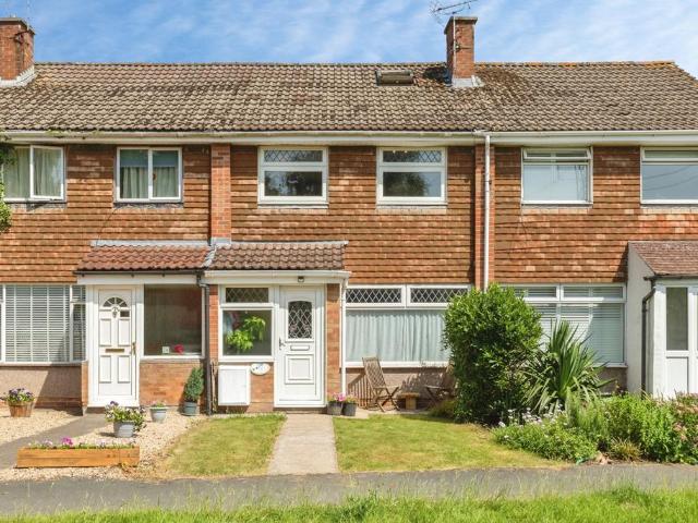 3 bedroom terraced house for sale
