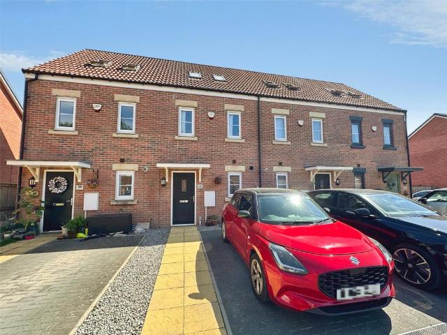 3 bedroom terraced house for sale